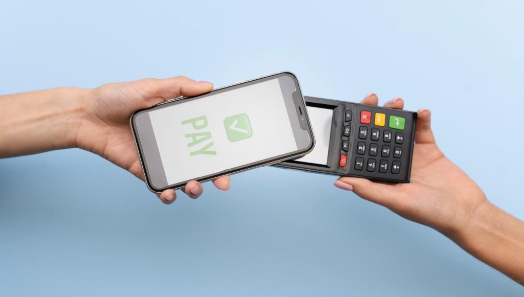 Apple Pay Later inizia a sostituire carte di credito e pagamenti ...